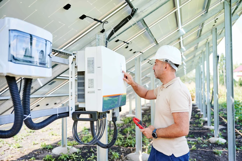 Solar Inverter Maintenance: Keeping It Running