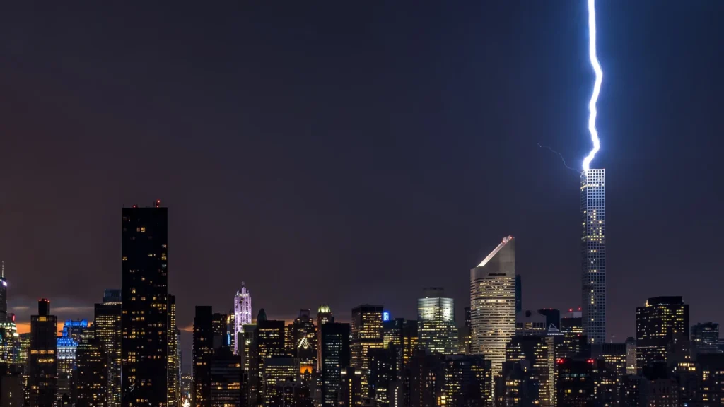 Understanding Thunder Arrestors: A Complete Guide to Their Function ...